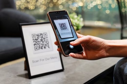 5 Advantages and 3 Disadvantages of Using QR Codes